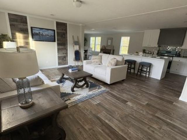 10 Nellies Ln, Brewton, AL 36426