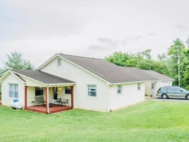 10 Nunn Ln, Luray, VA 22835