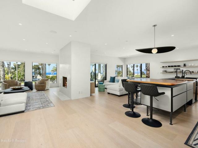 10 Ocean Park Blvd, Santa Monica, CA