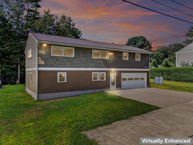 10 Oceanside Ave W, York, ME 03909