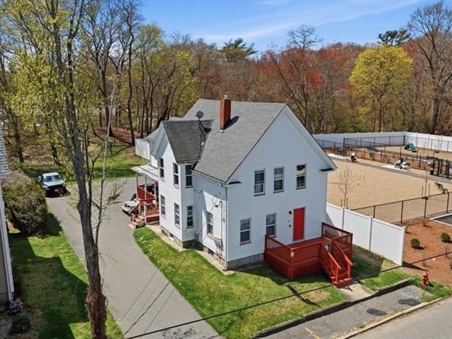 10 Oak Ave, Taunton, MA 02780