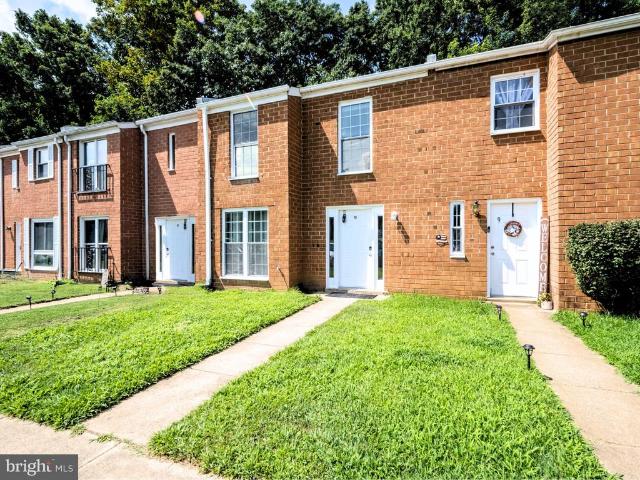 10 Oak Drive