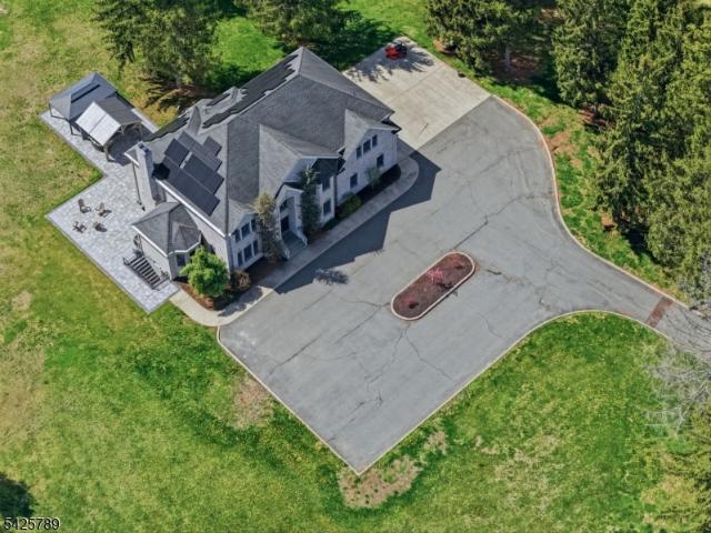 10 Old Forge Rd