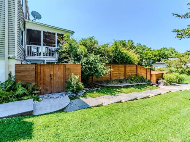 10 Old Mill Drive
