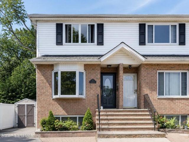 10 Olivia Ct, Staten Island, NY 10310