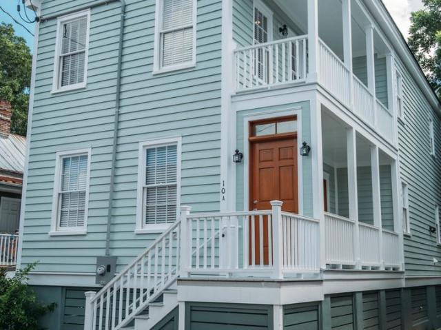 10 Orrs Court