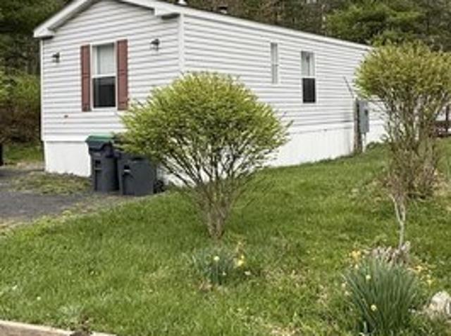 10 Orsland Ln, West Hurley, NY 12491
