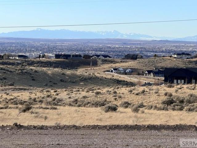 10 Paintbrush Ln, Idaho Falls, ID 83406