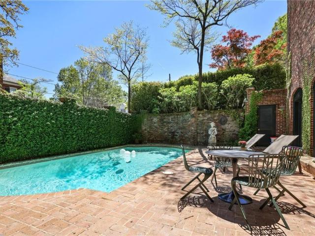 10 Palisades Road