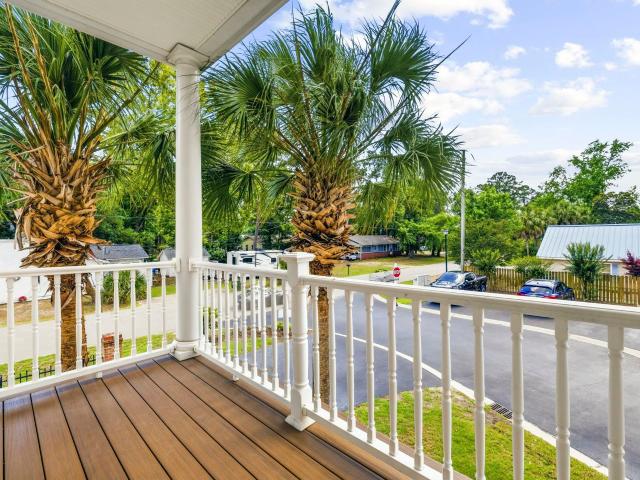 10 Palmas Dr