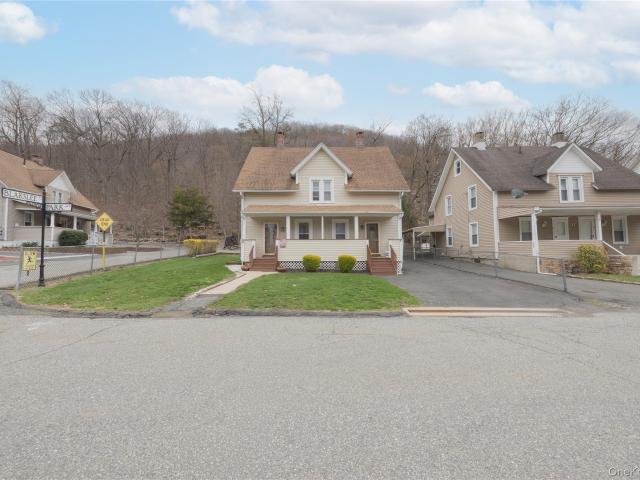 10 Park Ave, Hillburn, NY 10931 | MLS #971455