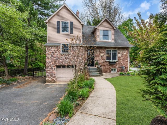 10 Passaic Avenue