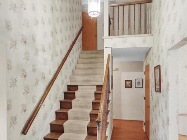 10 Pebblebrook Lane