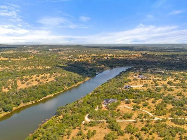 10 Pedernales Canyon Trl, Spicewood, TX 78669