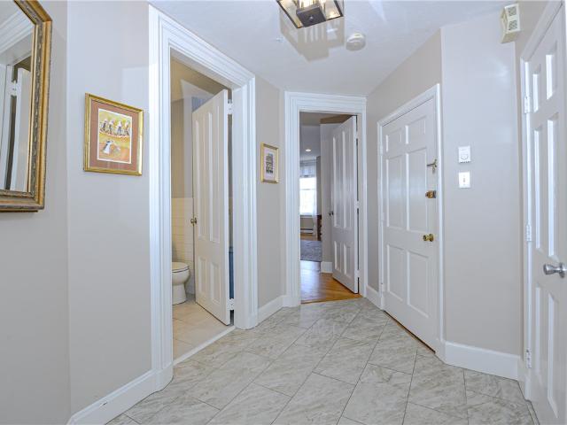 10 Pell Street 3B