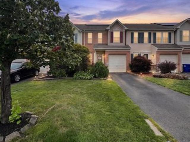 10 Peppermint Dr, Lumberton, NJ 08048