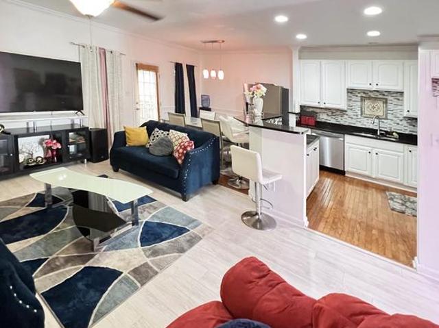 10 Peppermint Drive