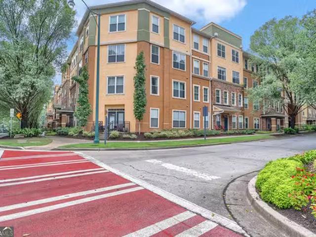 10 Perimeter Summit Blvd NE, Brookhaven, GA 30319 MLS 10346784