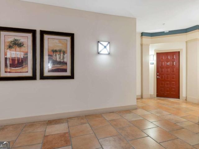 10 Perimeter Summit Boulevard NE 4217