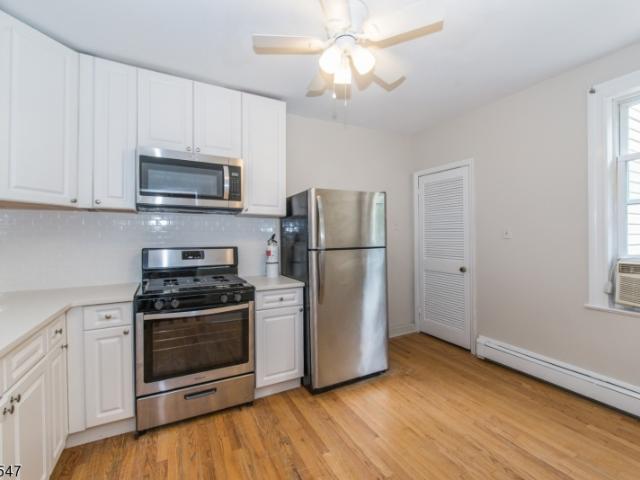 10 Phoenix Ave Unit 2