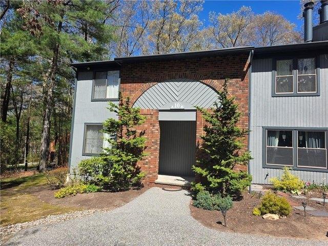 10 Pheasant Run Unit A, Smithfield, RI 02917