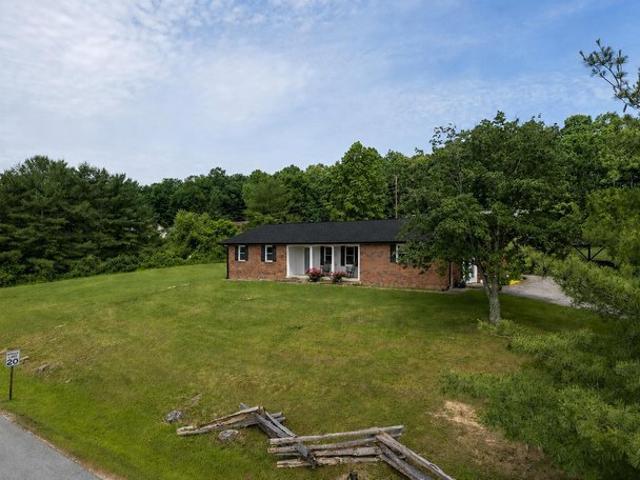 10 Poplar Ln, Morehead, KY 40351