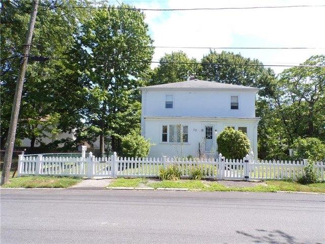 10 Pleasant View Dr, North Providence, RI 02904