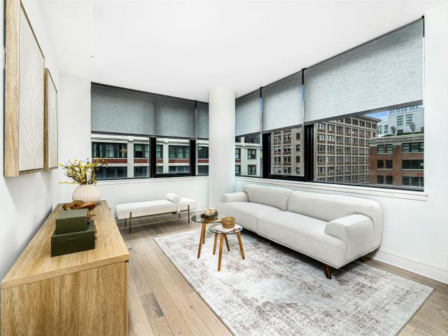 10 Provost St # 610