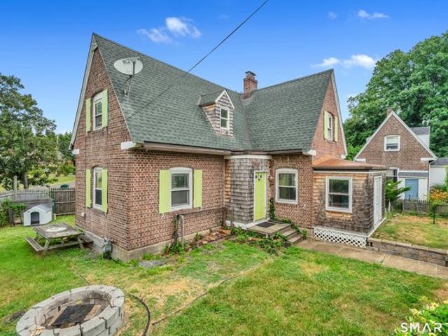 10 Prospect Dr, Stratford, CT 06615