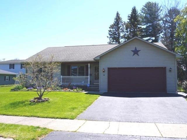 10 Prospect St, Oswego, NY 13126