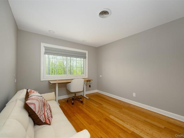 10 Quail Ridge Rd, Hyde Park, NY 12538 | MLS #988128