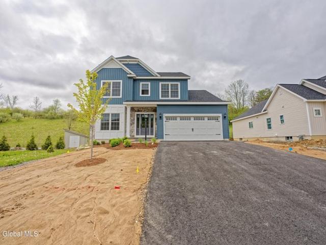 10 Quail Run, Voorheesville, NY 12186