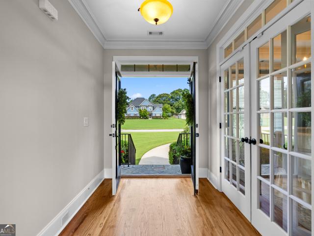 10 Red Oak Trail
