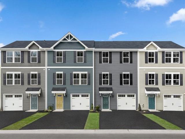 10 Rhonda Way, Carlisle, PA 17013