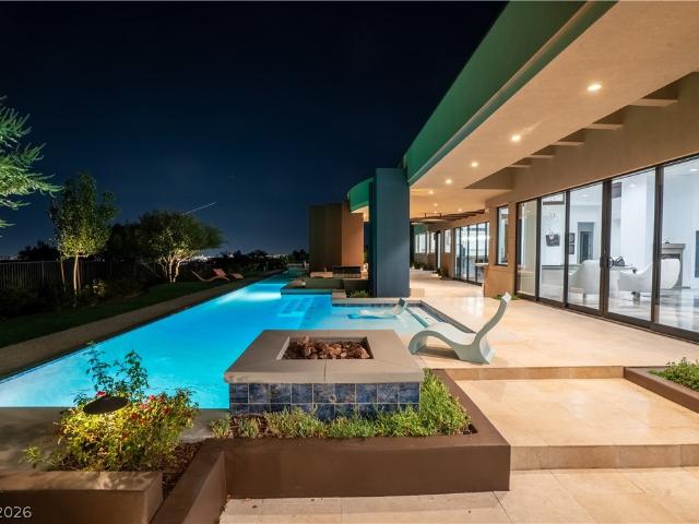 10 Ridge Blossom Road