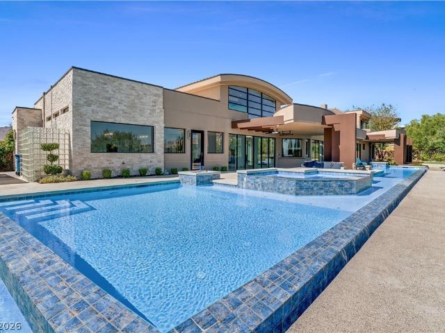 10 Ridge Blossom Road