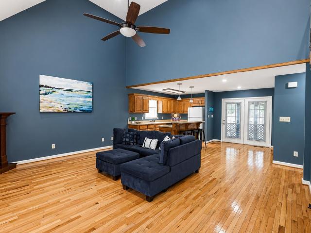 10 rising sun ln
