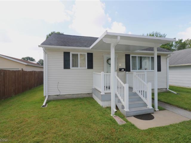 10 Rose Avenue