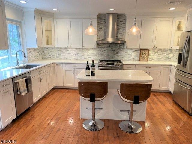 10 Roxiticus Rd, Mendham Township, NJ 07945