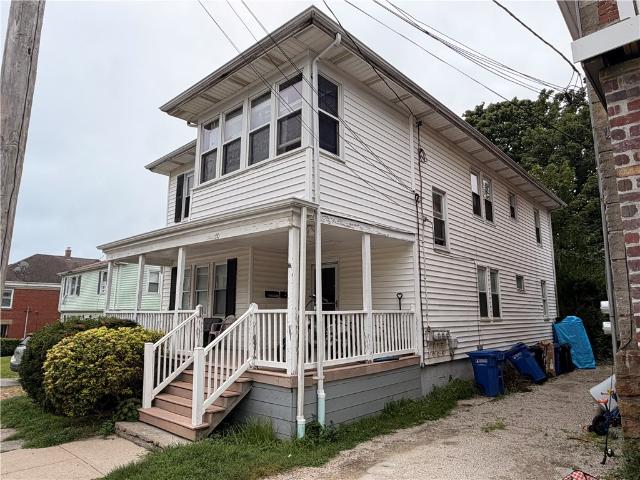 10 Russell Avenue