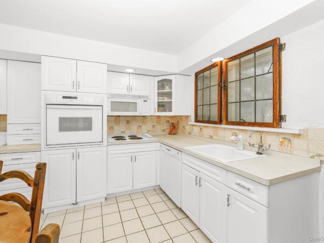 10 Rye Place