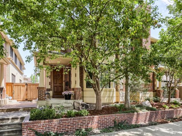 10 S Madison Street