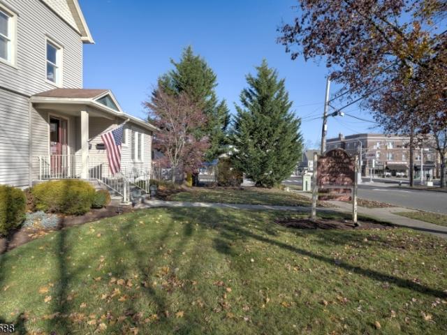 10 S Prospect St