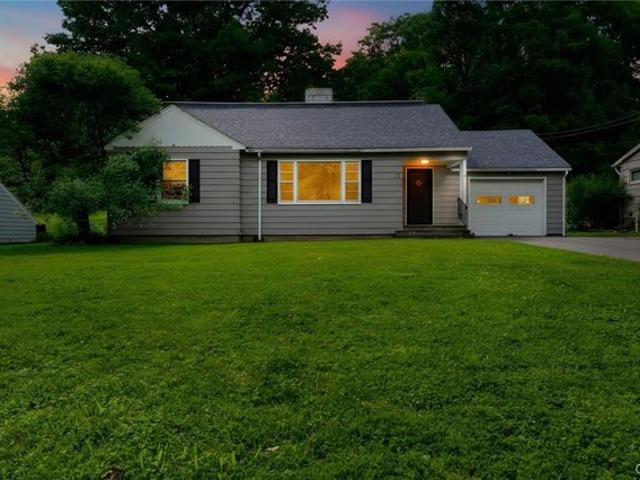 10 S Ten Eyck Ave, Cazenovia, NY 13035