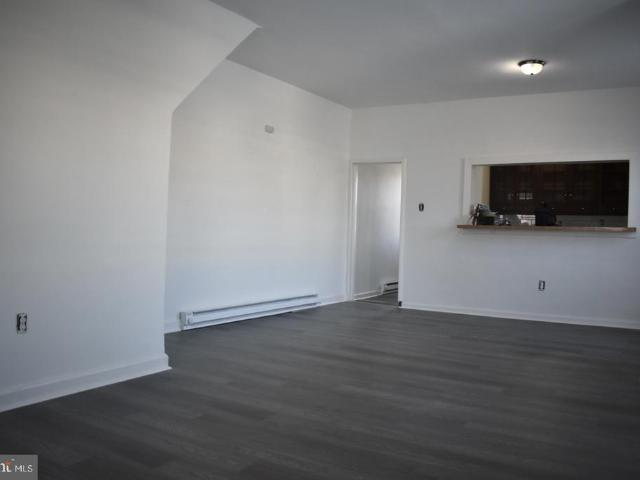 10 S 62Nd Street