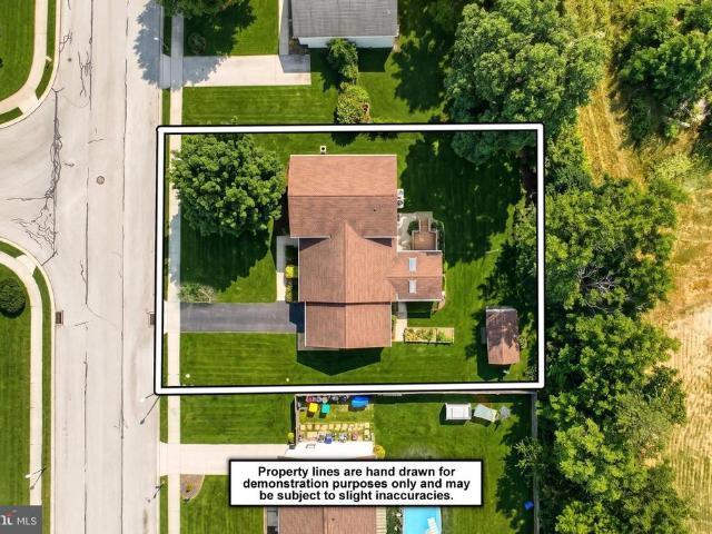 10 Scenic Drive