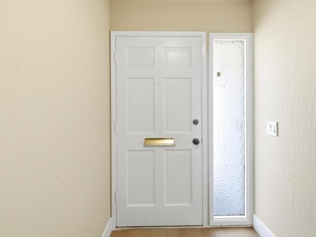 10 Saint Regis Circle