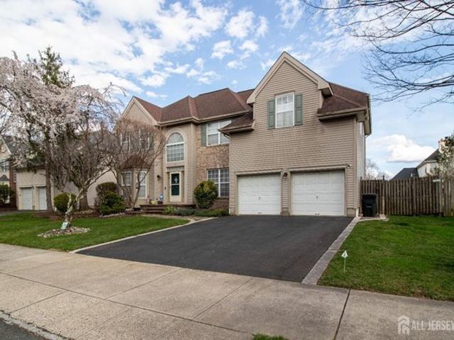 10 Sequoia Dr, South Brunswick, NJ 08810