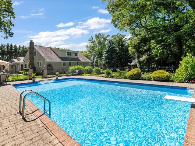 10 Serene Court