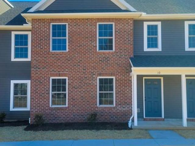 10 Skip Ln, Carlisle, PA 17013